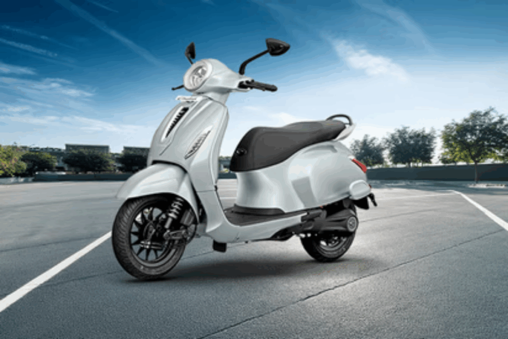 Retro Meets the Future: Bajaj Chetak C25 e Scooter Electrifies City ...